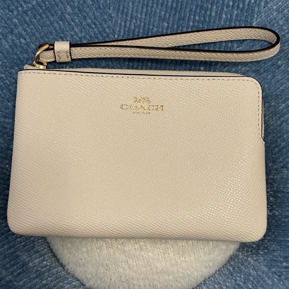 Coach | Bags | Coach Cream Wristlet | Poshmark